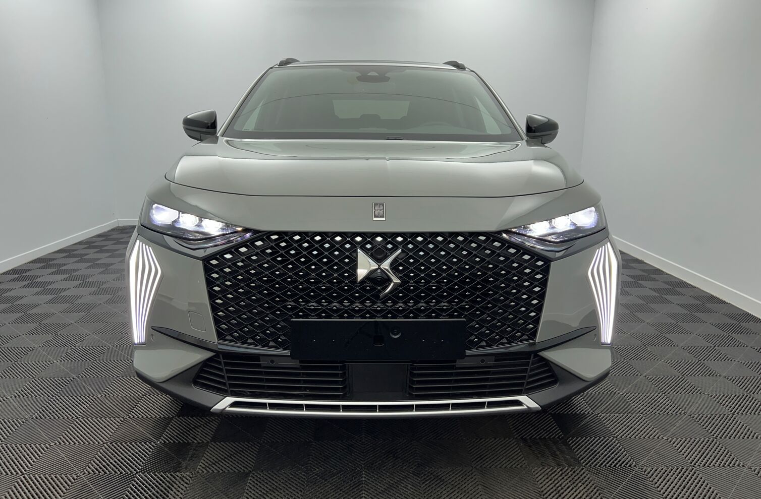 DS DS 7 SUV Diesel - 2045374 | Auto-IES